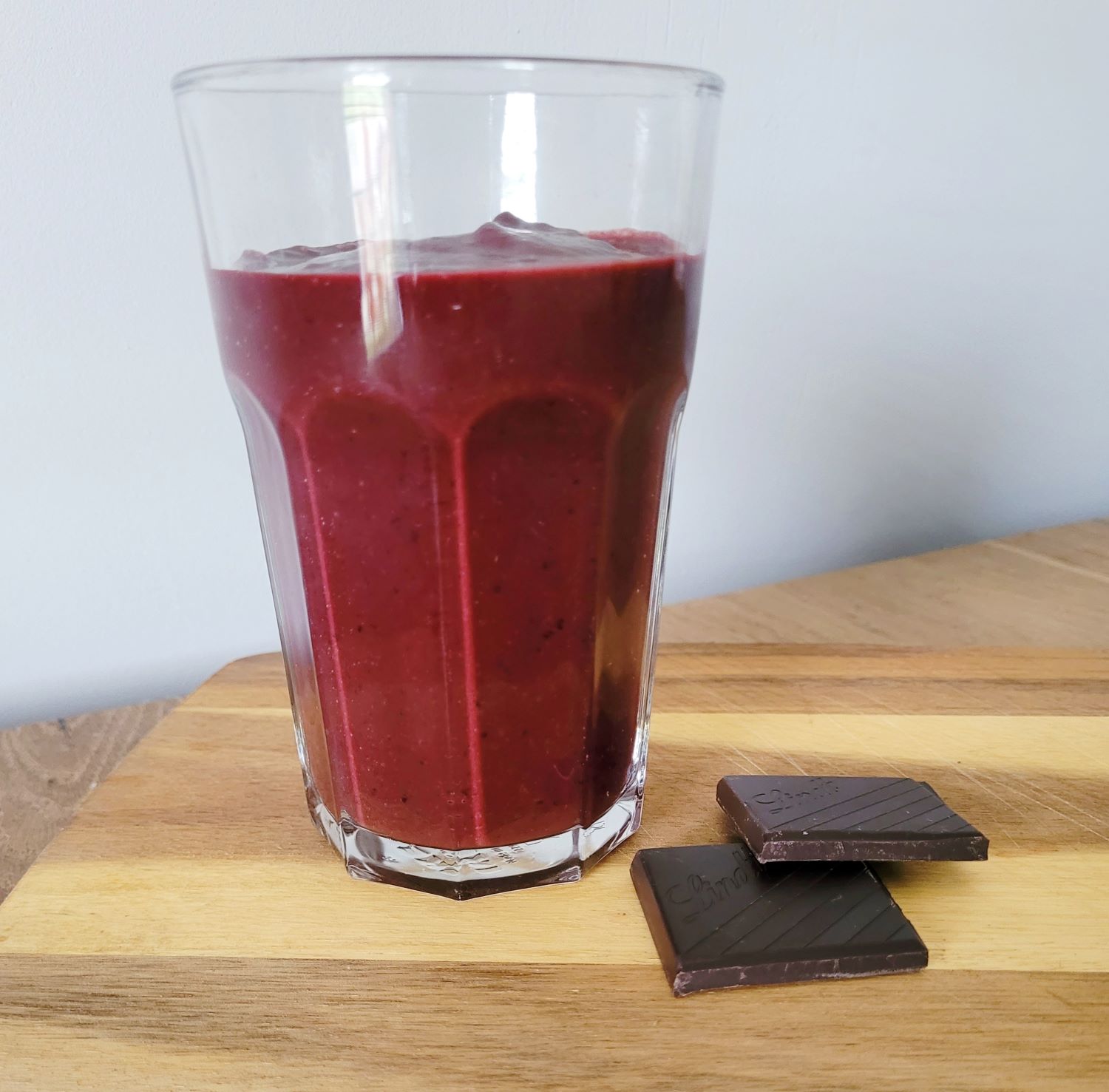 Smoothie van biet, cacao en blauwe bes - Marianne Honkoop